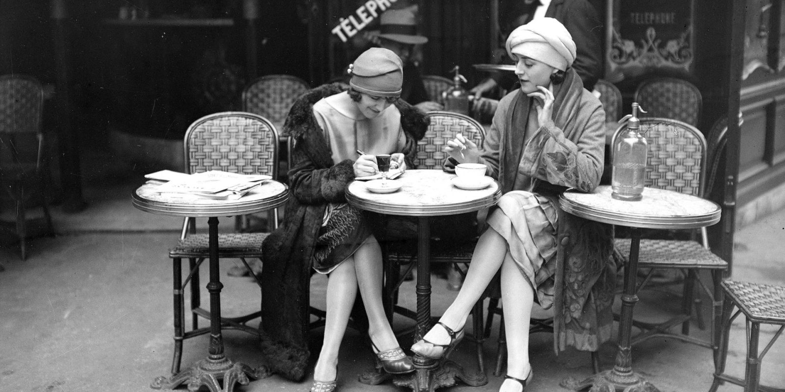 Women And Coffee Through The Years Vintage Coffe Photos